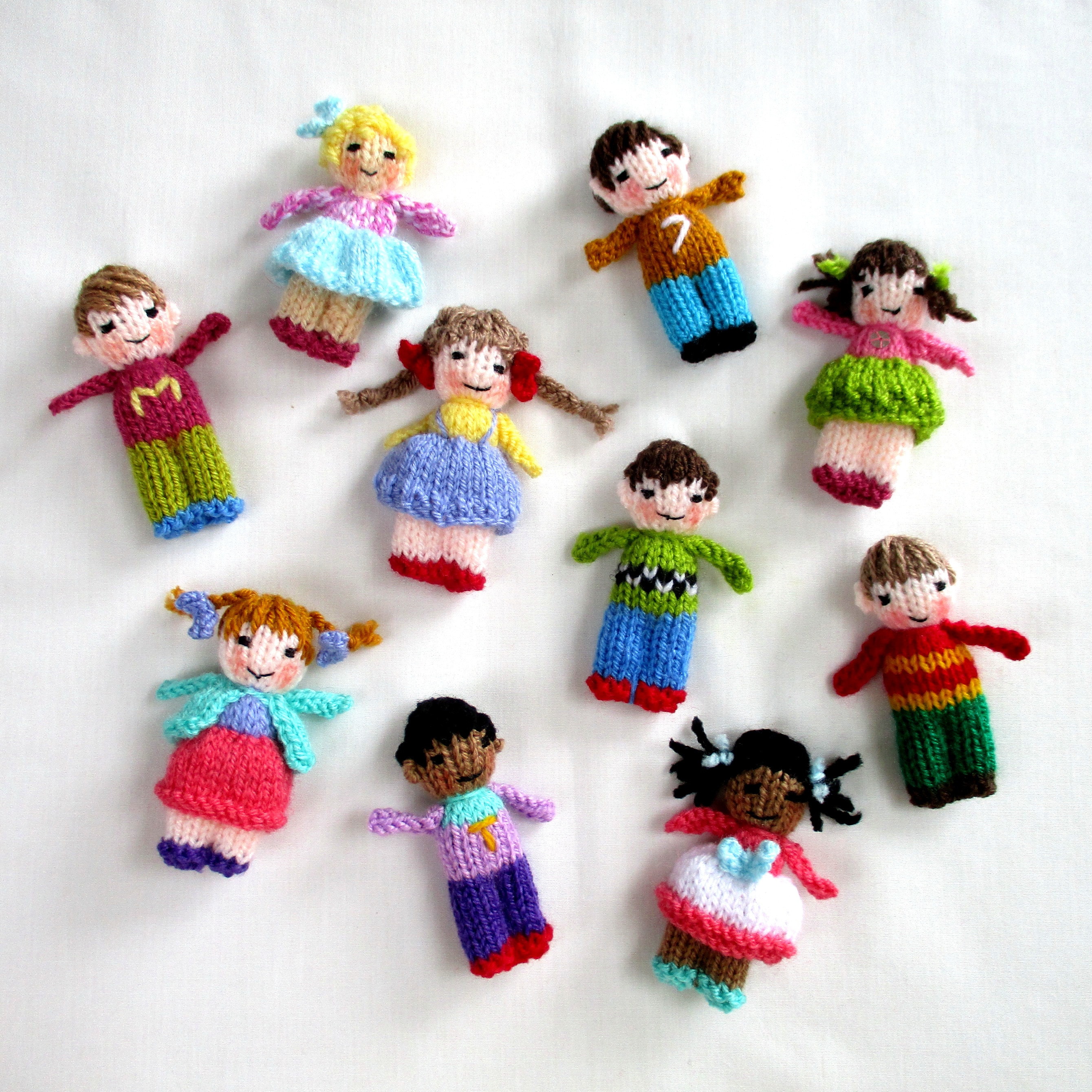 10 Tiny 3'' Dolls and Cottage Bag - Toy Knitting Pattern - Pocket Doll ...