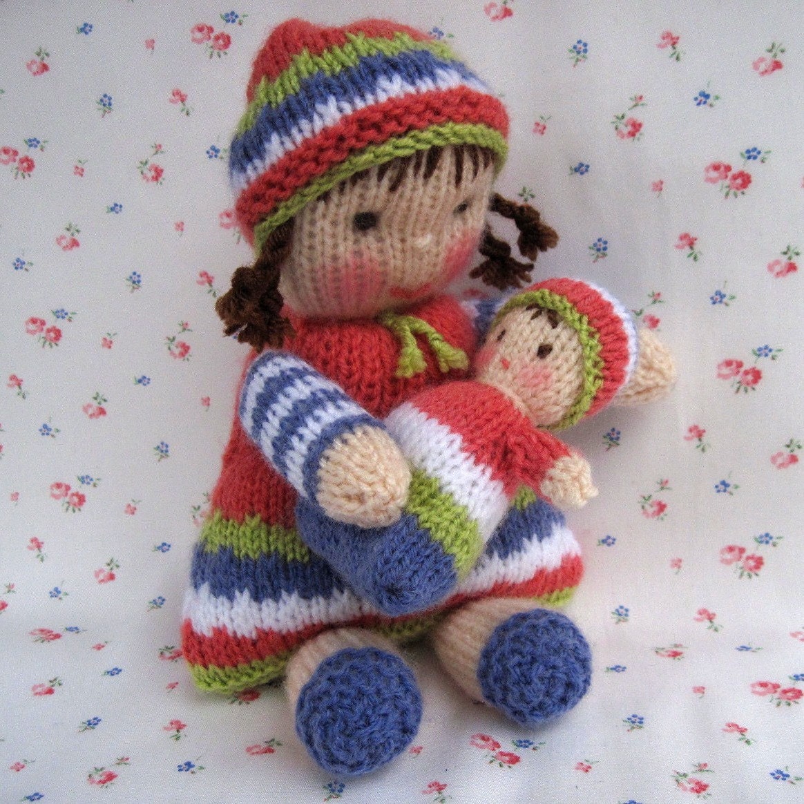 Lindy Lou 10" (25cm) Plus Little Doll - Knitted Flat on 2 Needles - DK ...