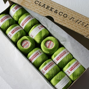 Vintage Box of 12 Balls of Lime Green Thread for Embroidery and Darning ...