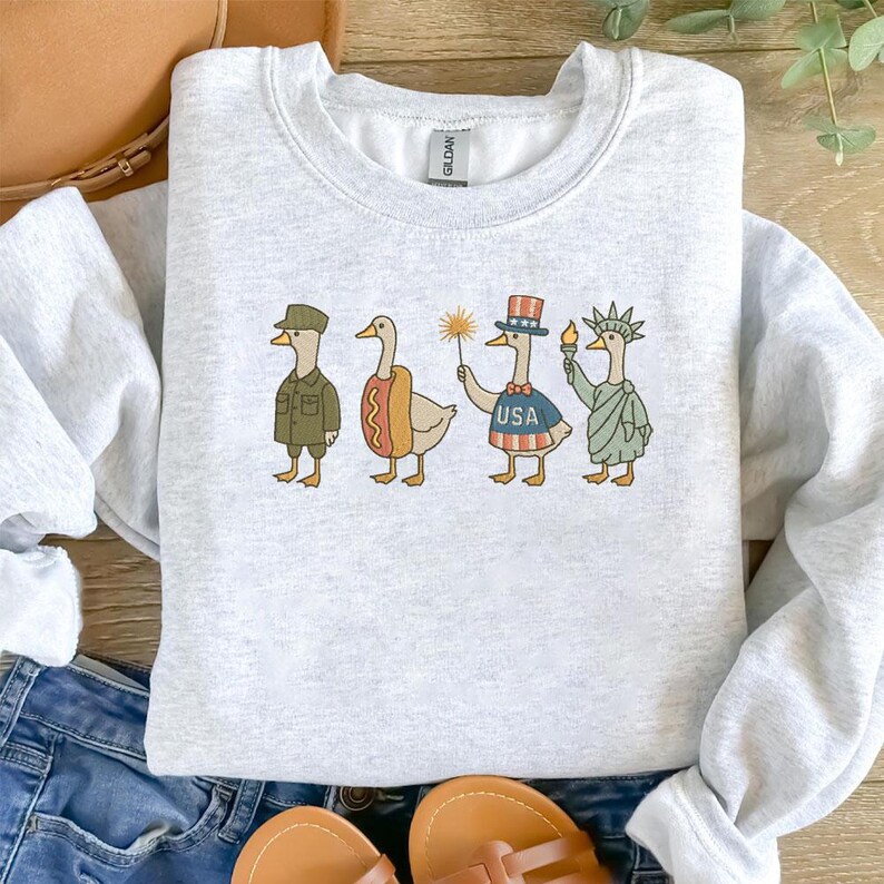 Patriotic Goose Embroidery File, 4th of July Silly Goose Clipart ...