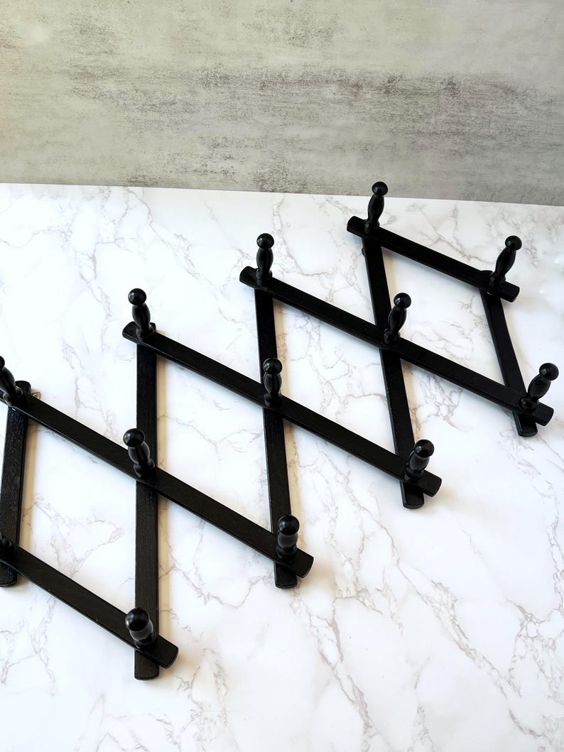 Vintage Wood Accordion Wall Rack – Expanding 13-hook Peg Rail, Mid ...