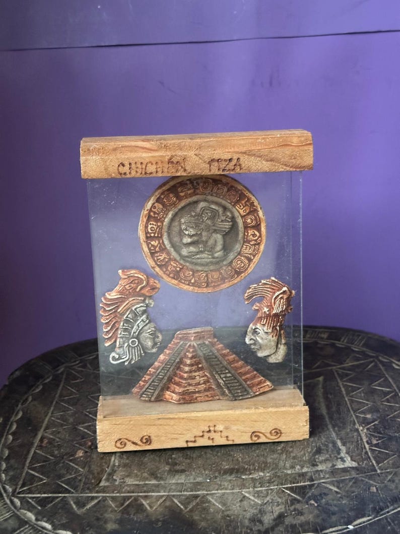 Vintage Chichen Itza Mexican Folk Art Glass Wood Shadow Box – Pyramid ...
