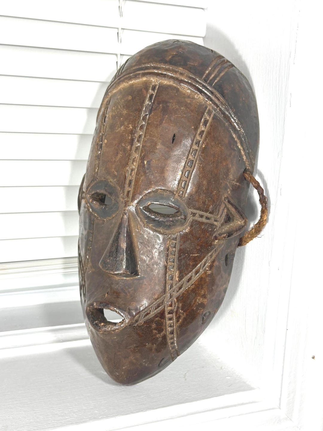 Authentic Tabwa Mask – 10.6 Inches From the Democratic Republic of the ...