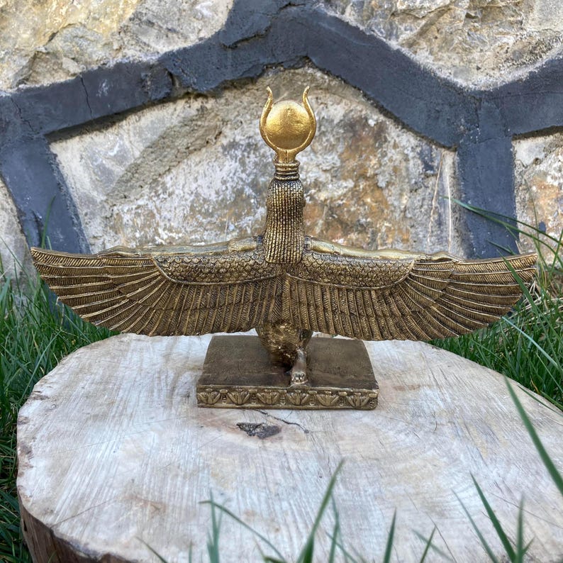 Isis Decorative Ancient Egyptian Statue, Polyester Sculpture | Egyptian ...
