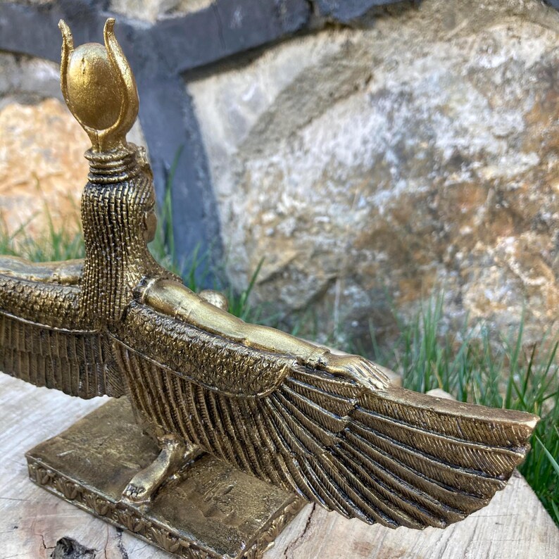 Isis Decorative Ancient Egyptian Statue, Polyester Sculpture | Egyptian ...