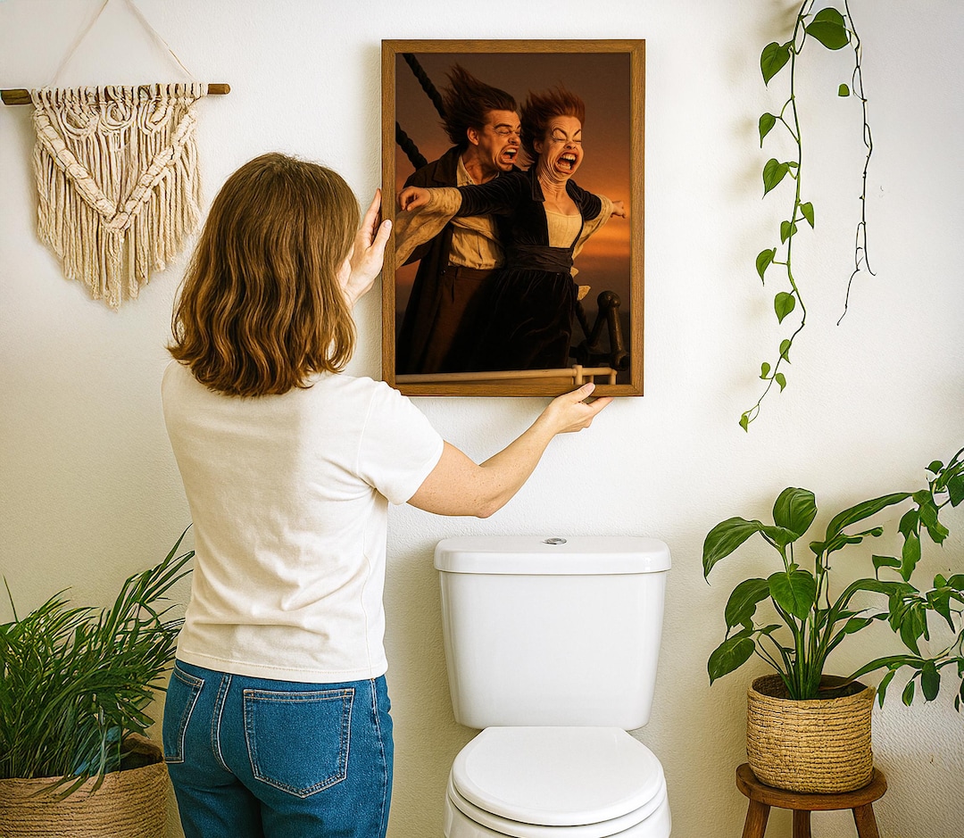 Funny Bathroom Poster, Titanic Parody Canvas – Jac and Rose Screaming ...