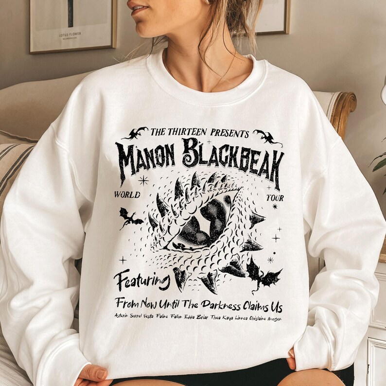 Manon Blackbeak Throne of Glass Png the Thirteen Tee, From Now Until ...