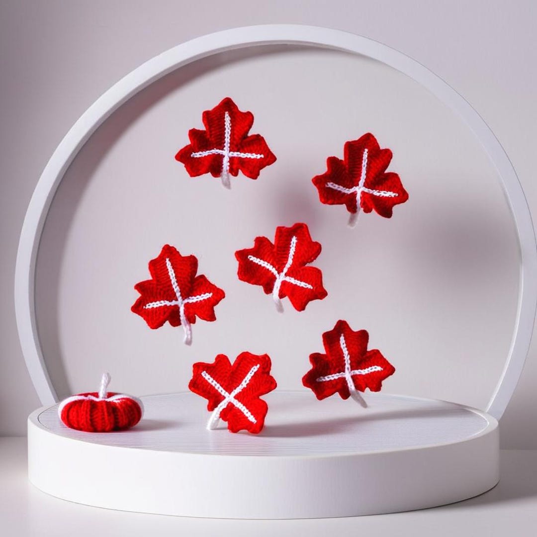 Knitted Maple Leaf Pattern PDF Easy Fall-themed DIY Décor, Beginner ...