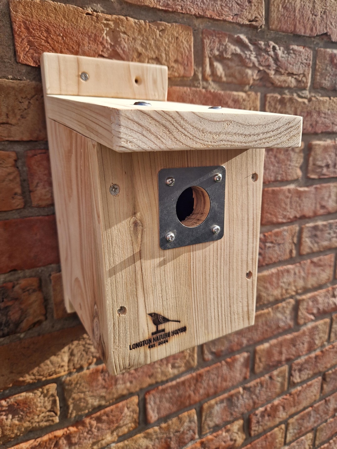 Cedar Bird Box: Handmade Classic Garden Nesting Box - Etsy