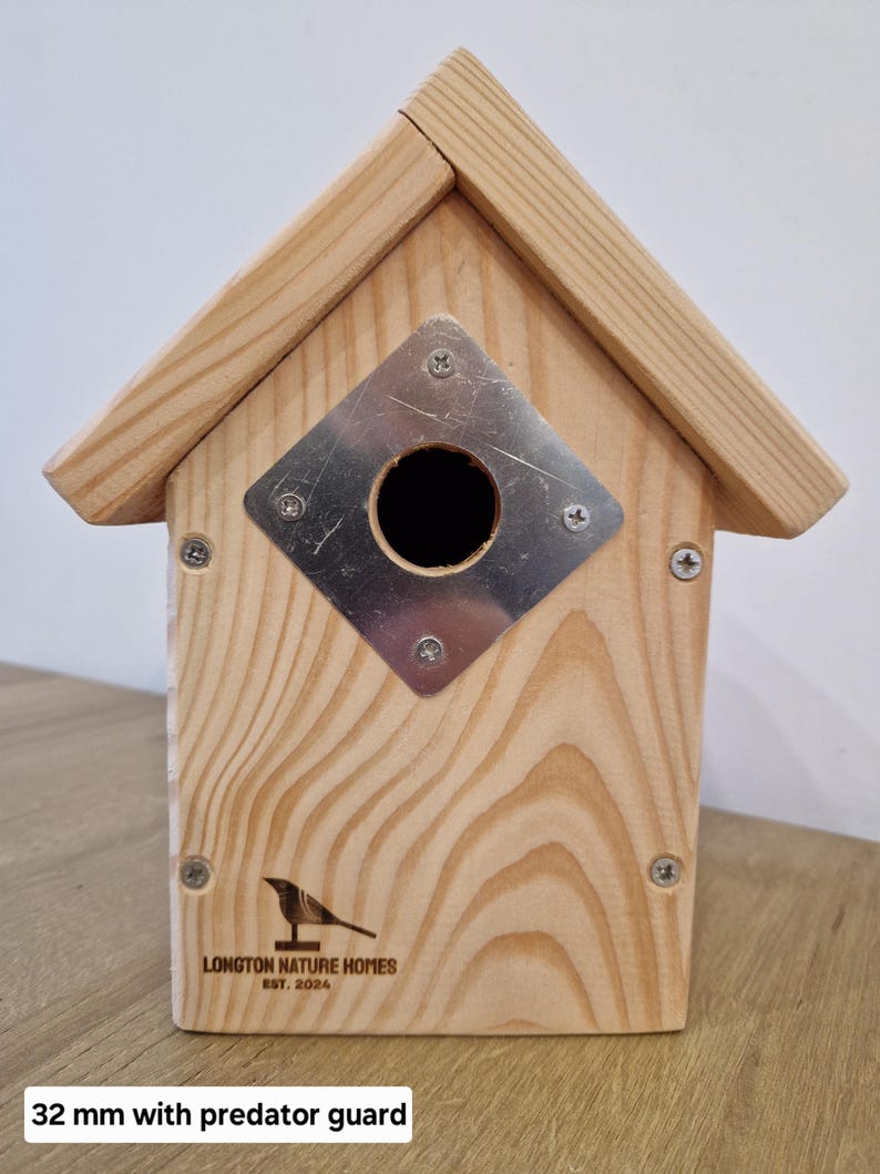 Premium Rustic Bird Nest Box - Durable LARCH Wood With Beautiful Apex ...