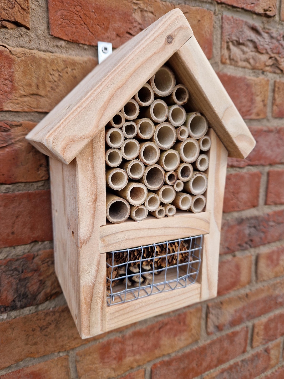 Premium Bee and Insect Hotel - Hand Made With Sustainable Rustic Larch ...