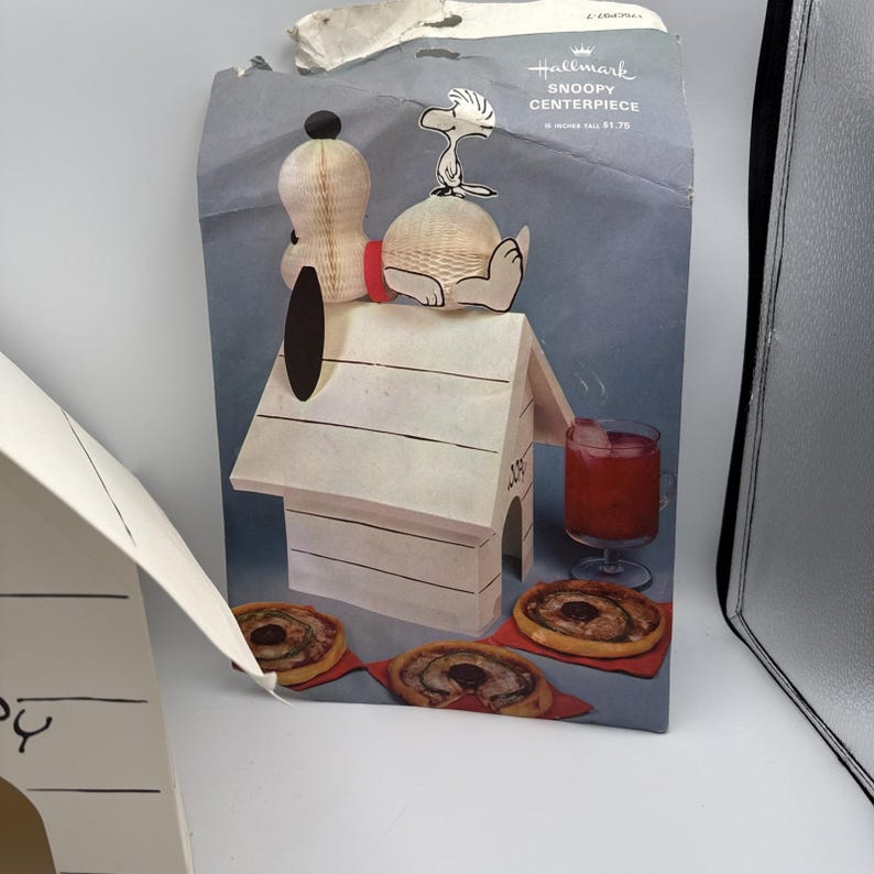 Vintage Peanuts Snoopy Doghouse Centerpiece Hallmark - Etsy