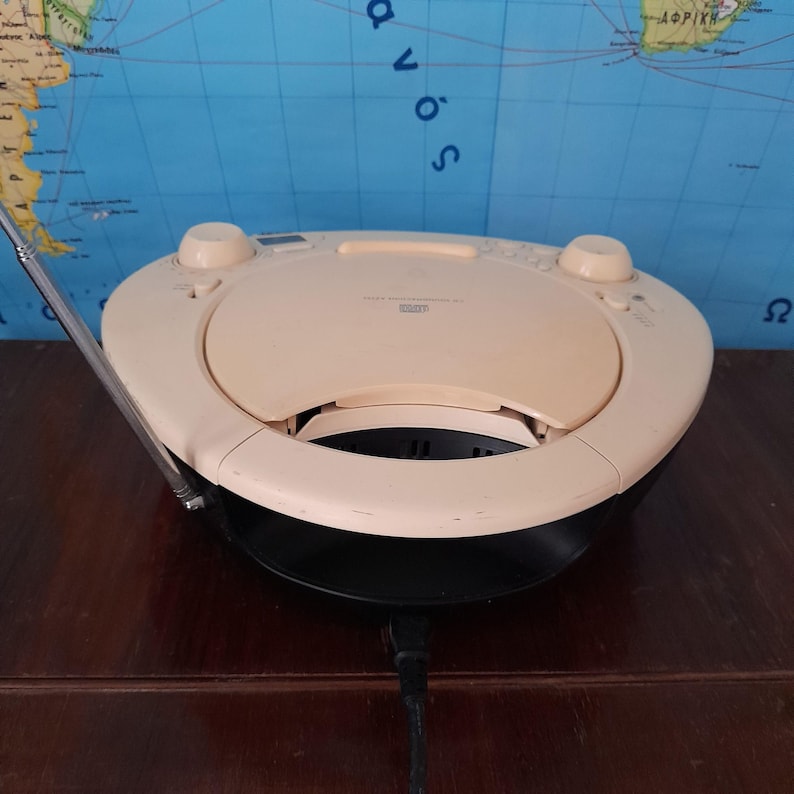 Philips Rare Vintage CD Player AM FM Radio Retro Portable Stereo AZ202 ...