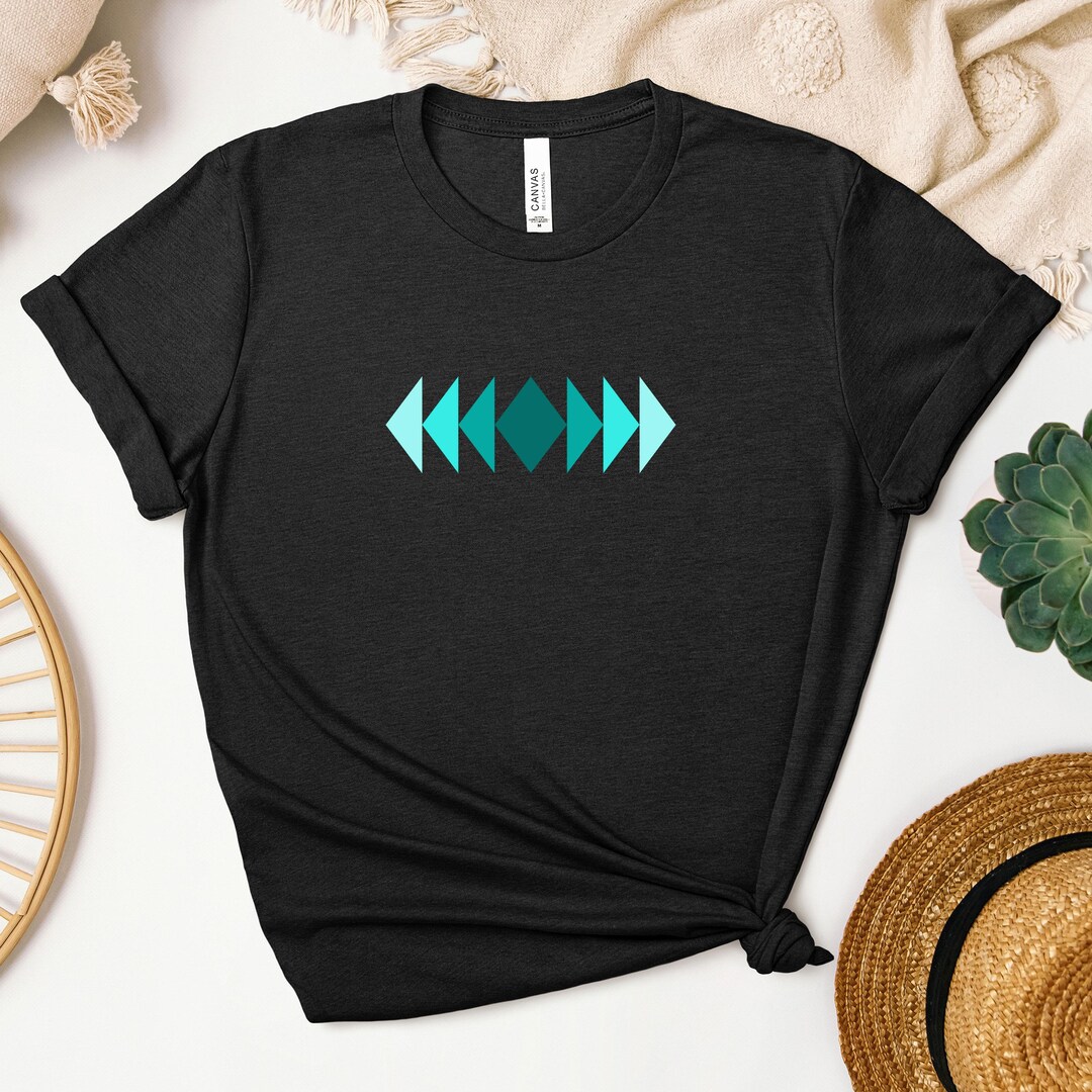 Quilt Block Print T-shirt, Perfect for Casual Wear, Gift for Quilters ...