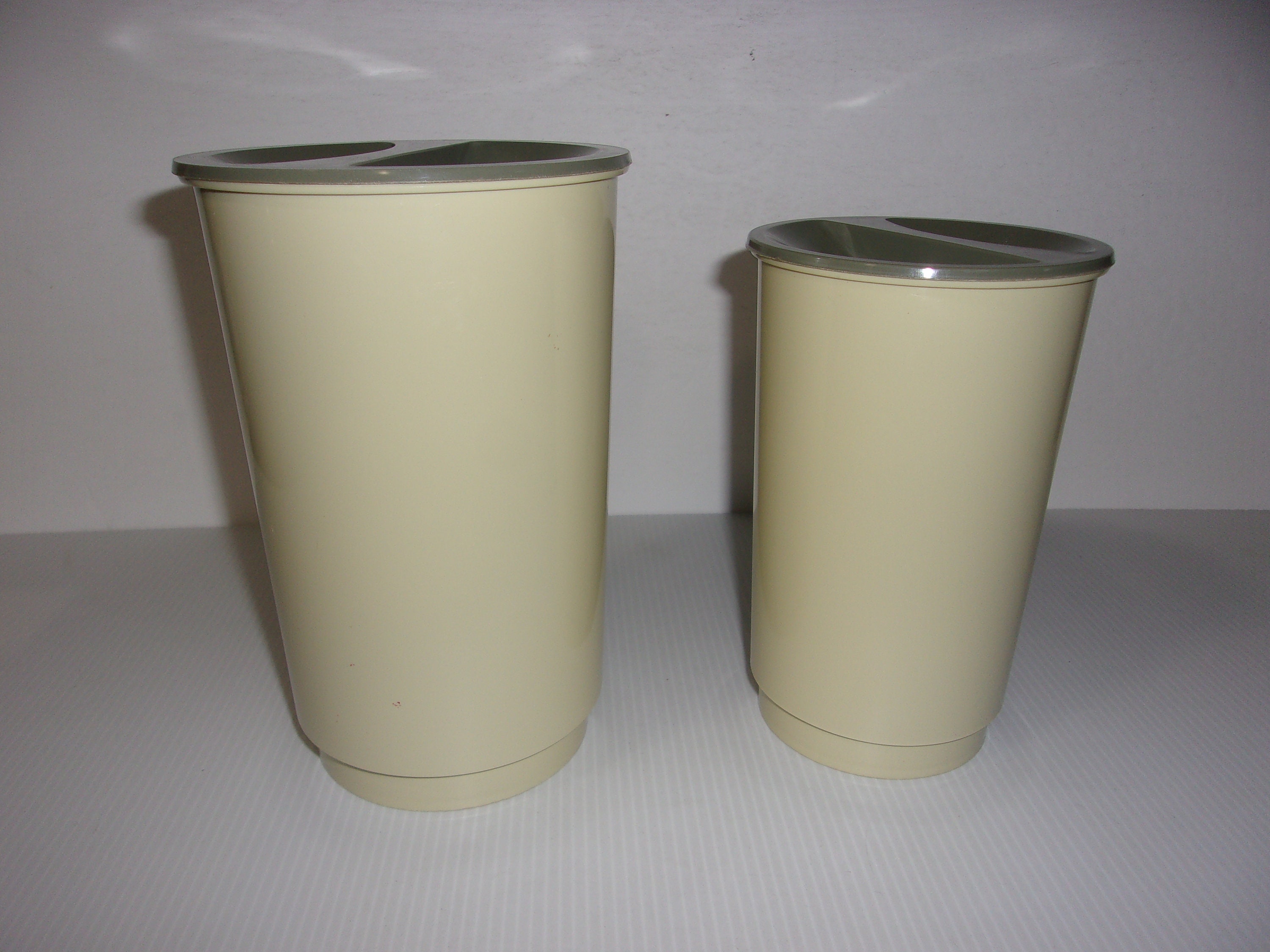 Pair of Vintage 1970's Plastic Nesting Containers - Kitchen Accessories ...