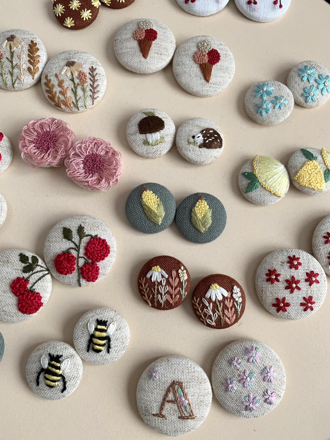 Flower Embroidery Button Hair Tie, Hand Embroidered Fabric Covered ...