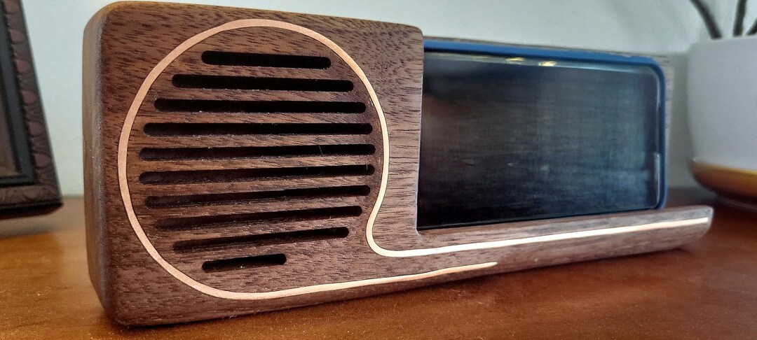Retro Walnut Cell Phone Stand Amplifier: Copper Inlay - Etsy