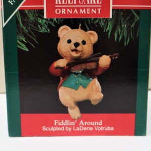 Hallmark Fiddlin Around Christmas Ornament 1991 NOS Teddy Bear - Etsy