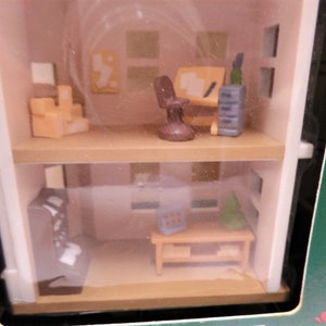 Hallmark Hall Bro's Card Shop Ornament 5th in Series 1988 Nostalgic ...