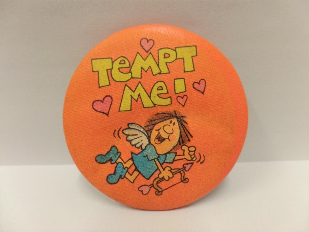 Vintage Hallmark Valentine Button 1980's NOS Tempt Me - Etsy Österreich