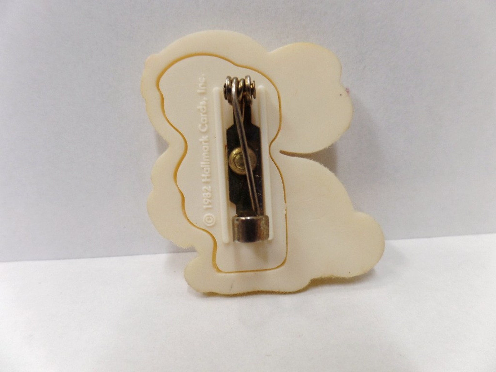 Vintage Hallmark Easter Lapel Pin 1982 NOS Flocked Bunny - Etsy
