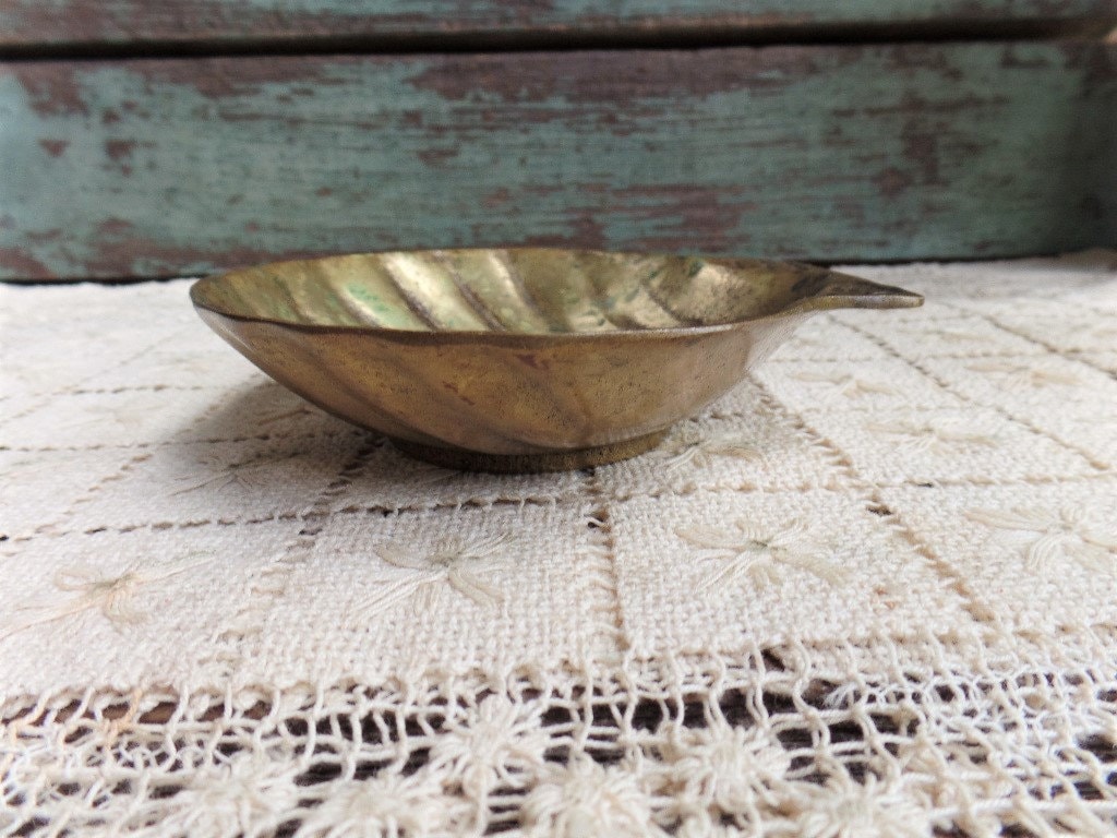 Vintage Solid Brass Shell Ashtray Trinket Dish | Etsy
