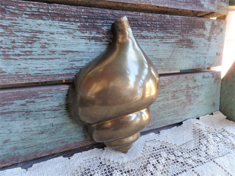 Vintage Solid Brass Shell Wall Plaque Brass Oceanic Decor - Etsy