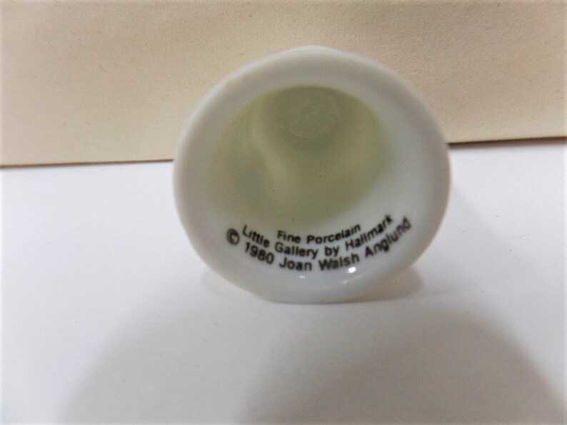 Hallmark Little Gallery Joy Fine Porcelain Thimble 1980 NOS Joan Walsh ...