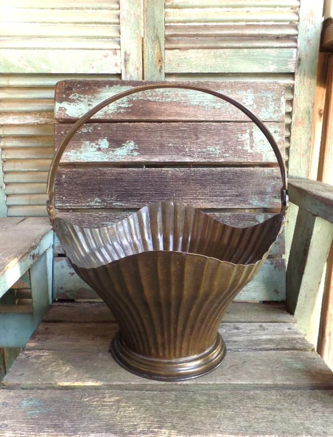 Vintage Large Fluted Brass Bucket With Handle Scalloped Edge Kindling ...