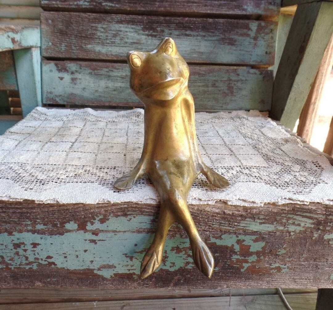 Vintage Brass Large Sitting Frog Figurine Solid Brass Decoration Edge Sitting Frog - Etsy