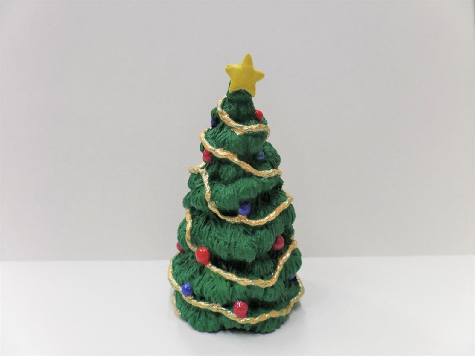 Vintage Hallmark Christmas Tree Christmas Merry Miniature 1995 NOS Star ...