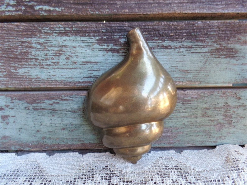 Vintage Solid Brass Shell Wall Plaque Brass Oceanic Decor - Etsy