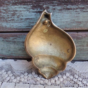 Vintage Solid Brass Shell Wall Plaque Brass Oceanic Decor - Etsy