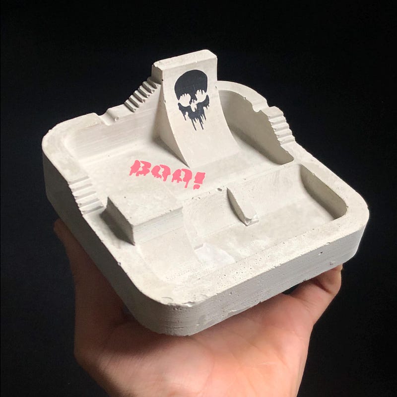 Skatepark Ashtray - Etsy