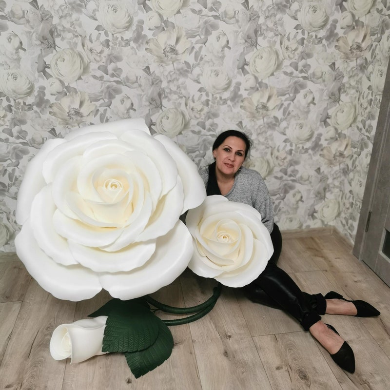 Giant Flowers Gold and White - Etsy