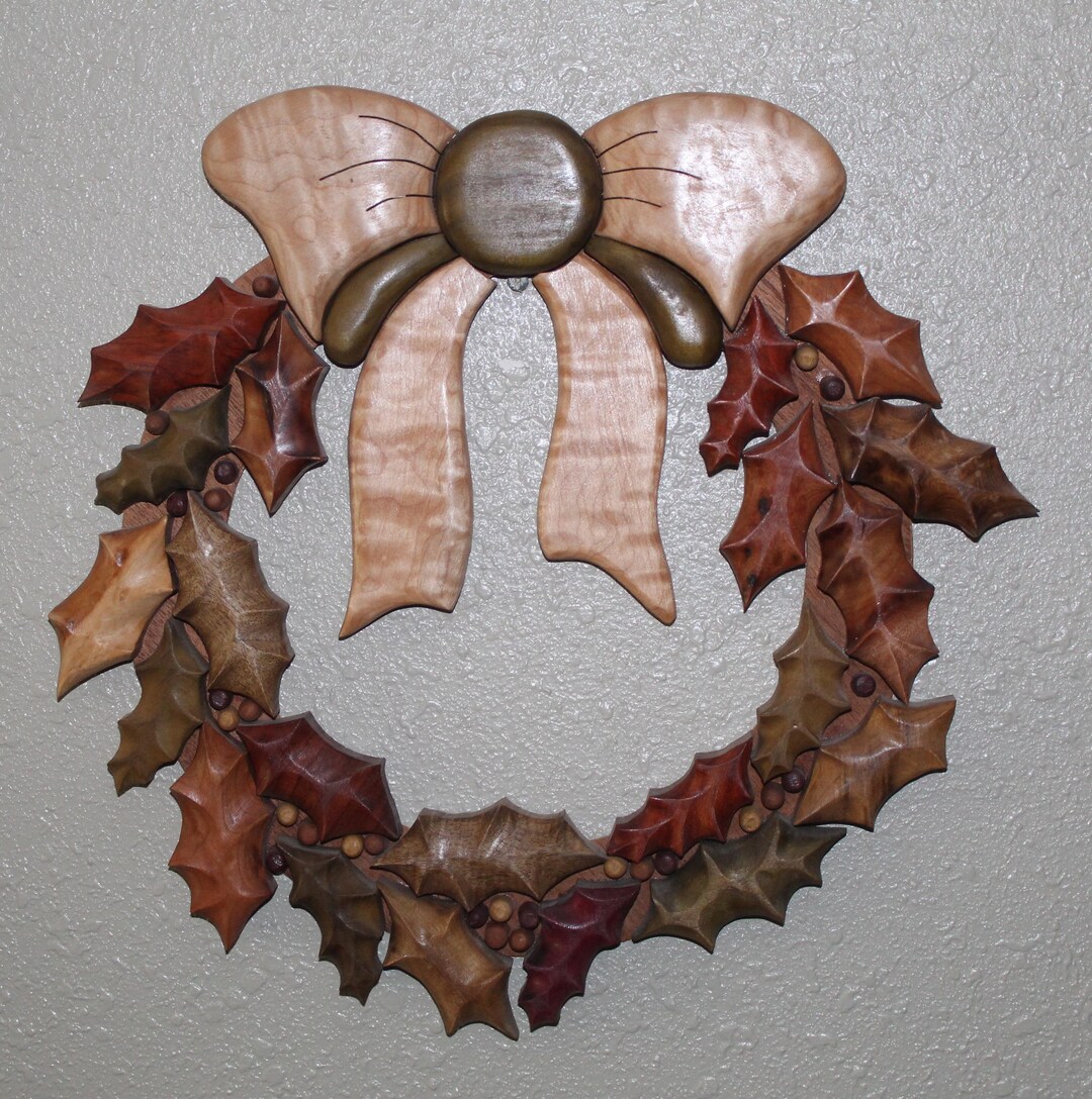 Handmade Intarsia Wooden Wreath: Maple, Poplar, Walnut (15 Inch) - Etsy