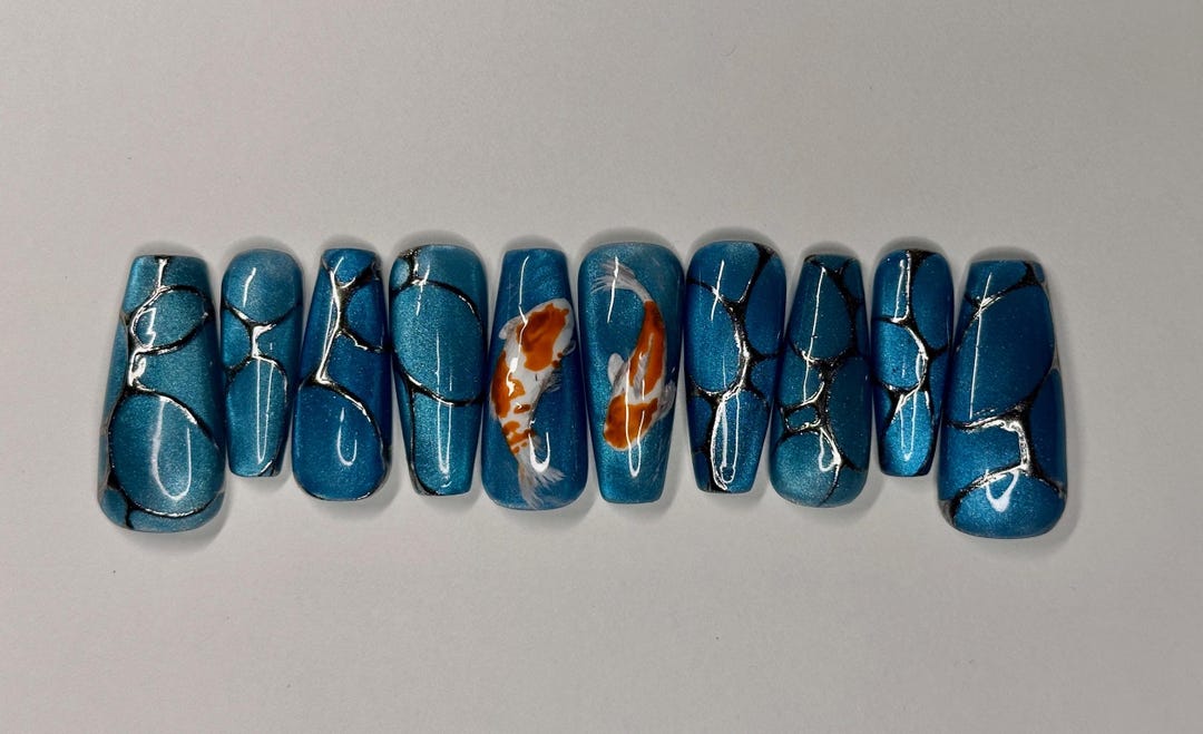 Custom Zodiac Sign Nails - Etsy