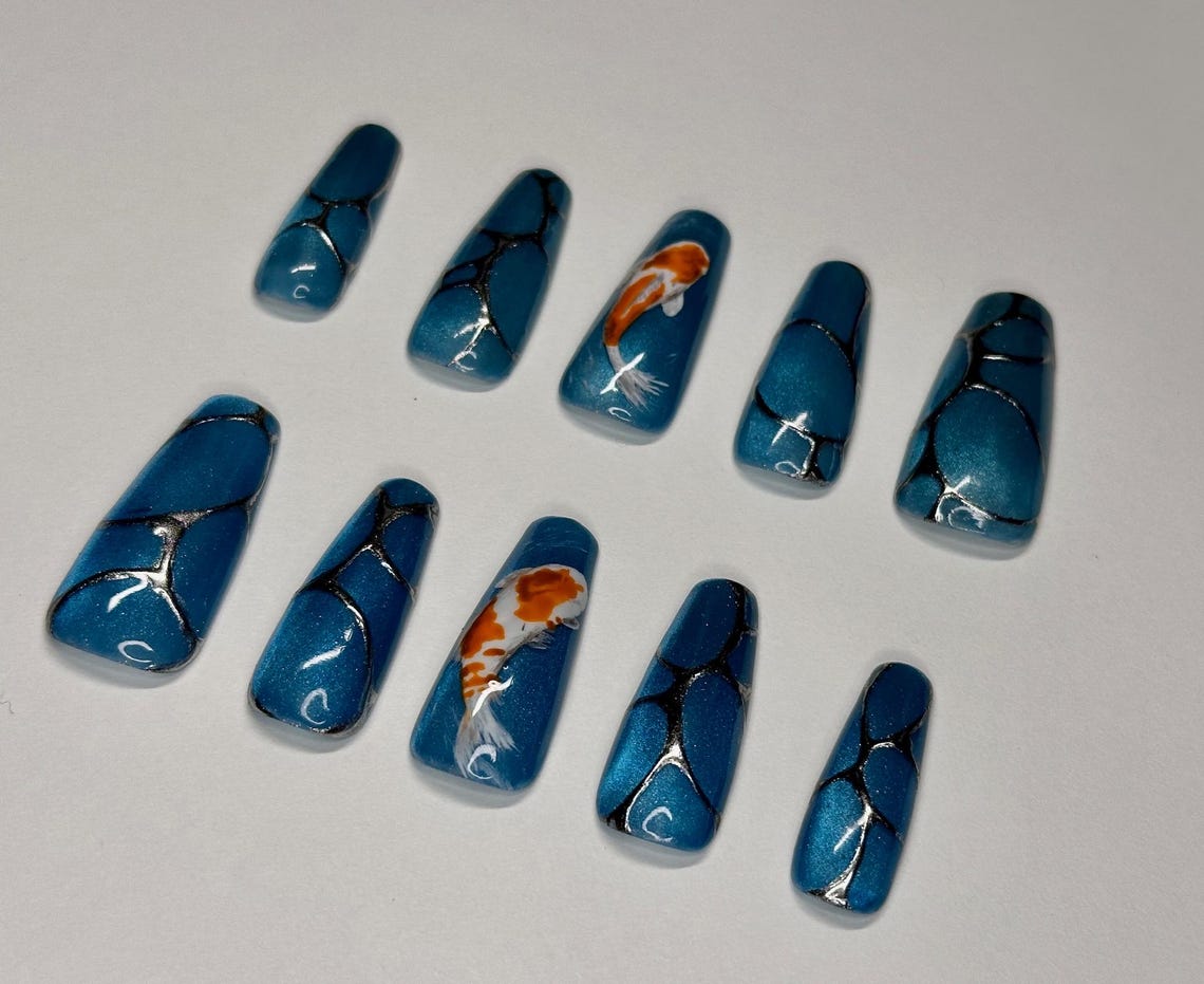 Custom Zodiac Sign Nails - Etsy