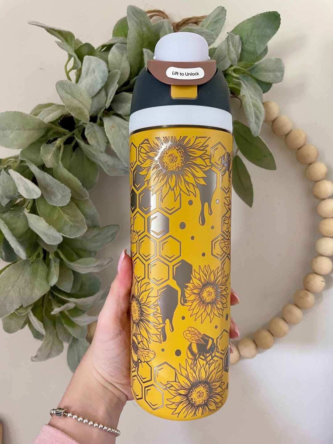 Bee and Sunflower Engraved 24oz Owala - Etsy