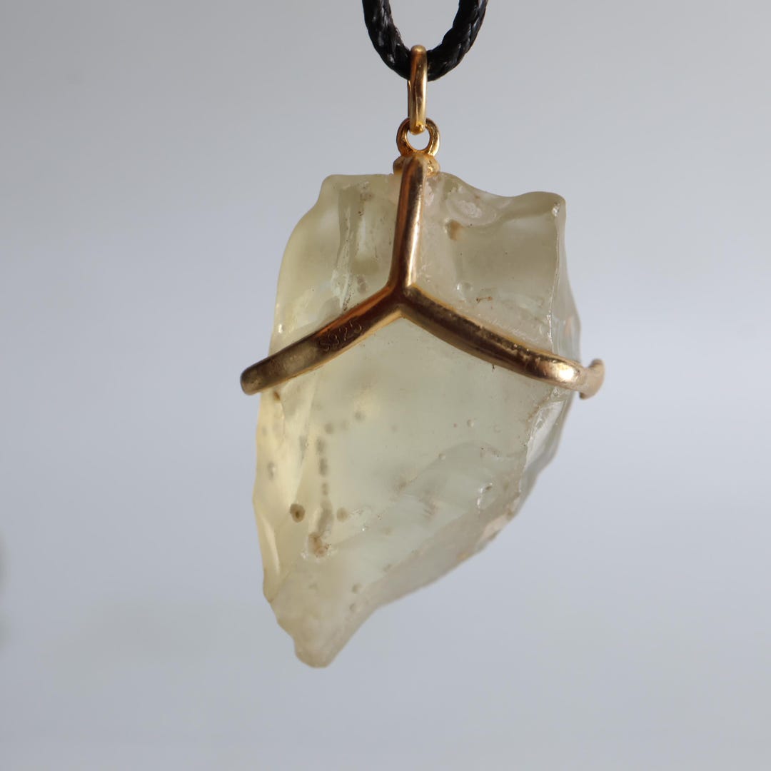 Libyan Desert Glass Meteorite Pendant: Raw Stone Handmade Jewelry T32 ...