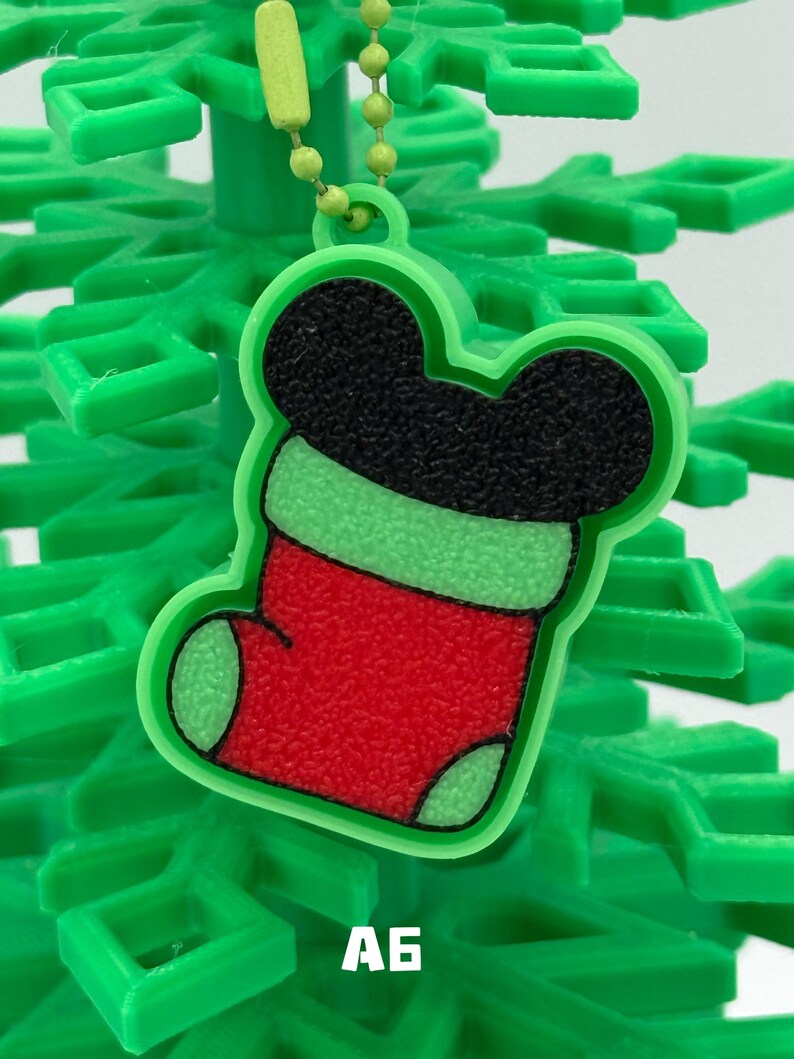 3D Printed Christmas Clicker Keychains – Holiday Fidget Toys With Santa ...