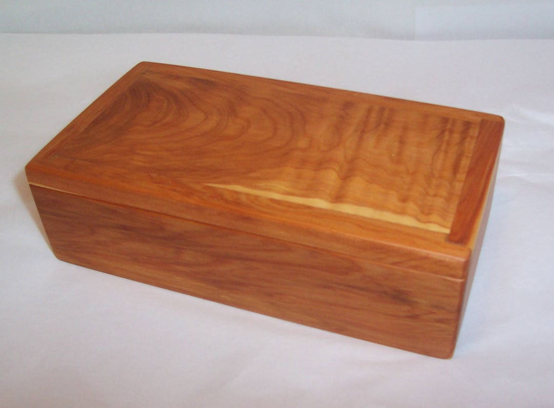 Handcrafted Colorado Cedar Wood Box - Etsy