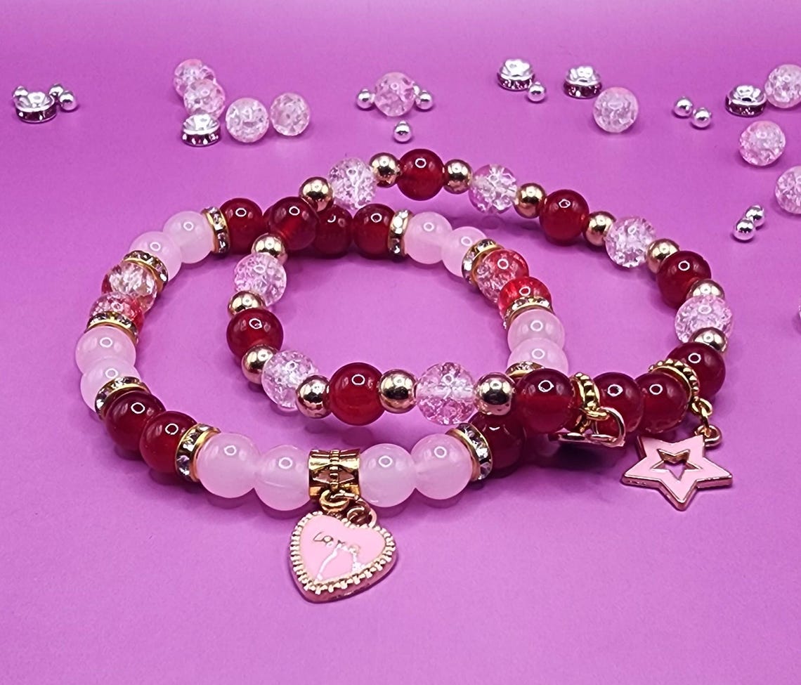 Valentine's Day Bracelet. Pink, and Red Glass Beaded Stretch Bracelet ...