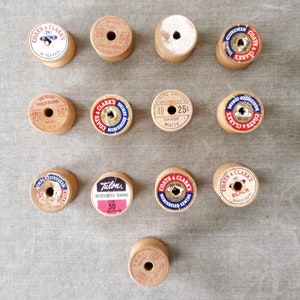 Set of 13 Vintage Large Wood Spools, 1 3/4" High, Most With Labels ...