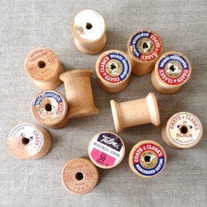 Set of 13 Vintage Large Wood Spools, 1 3/4" High, Most With Labels ...