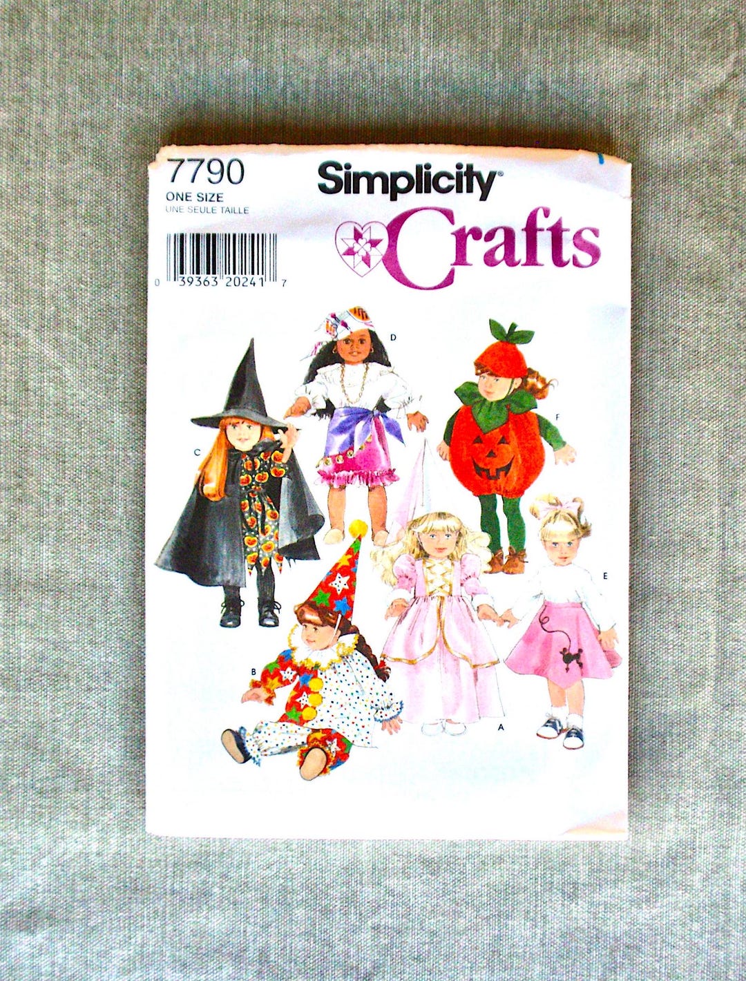 Simplicity 7790 Doll Halloween & Costumes, 18" Famous Girl Doll Size ...