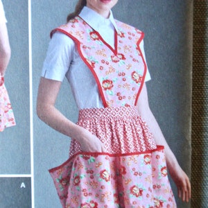Simplicity 8533 Aprons, Size Sm-lg, Full & Hostess Half Aprons, 1950s ...