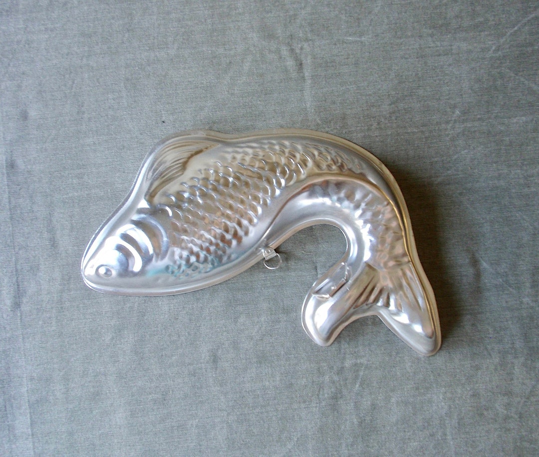 Large Fish Mold, Vintage 1960s, AHC 12 Aluminum 4 Cup Jello, Ice & Cake ...