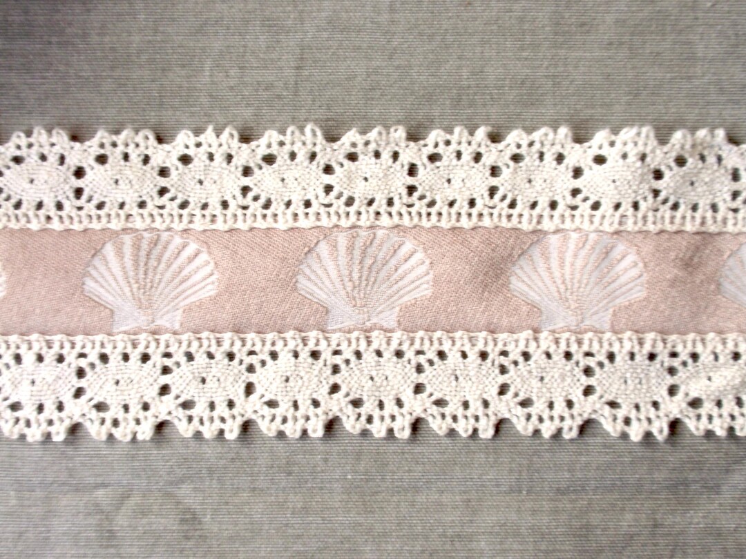Vintage Clam Shell Ribbon Lace Trim: Crochet Edge, Cream & Copper - Etsy