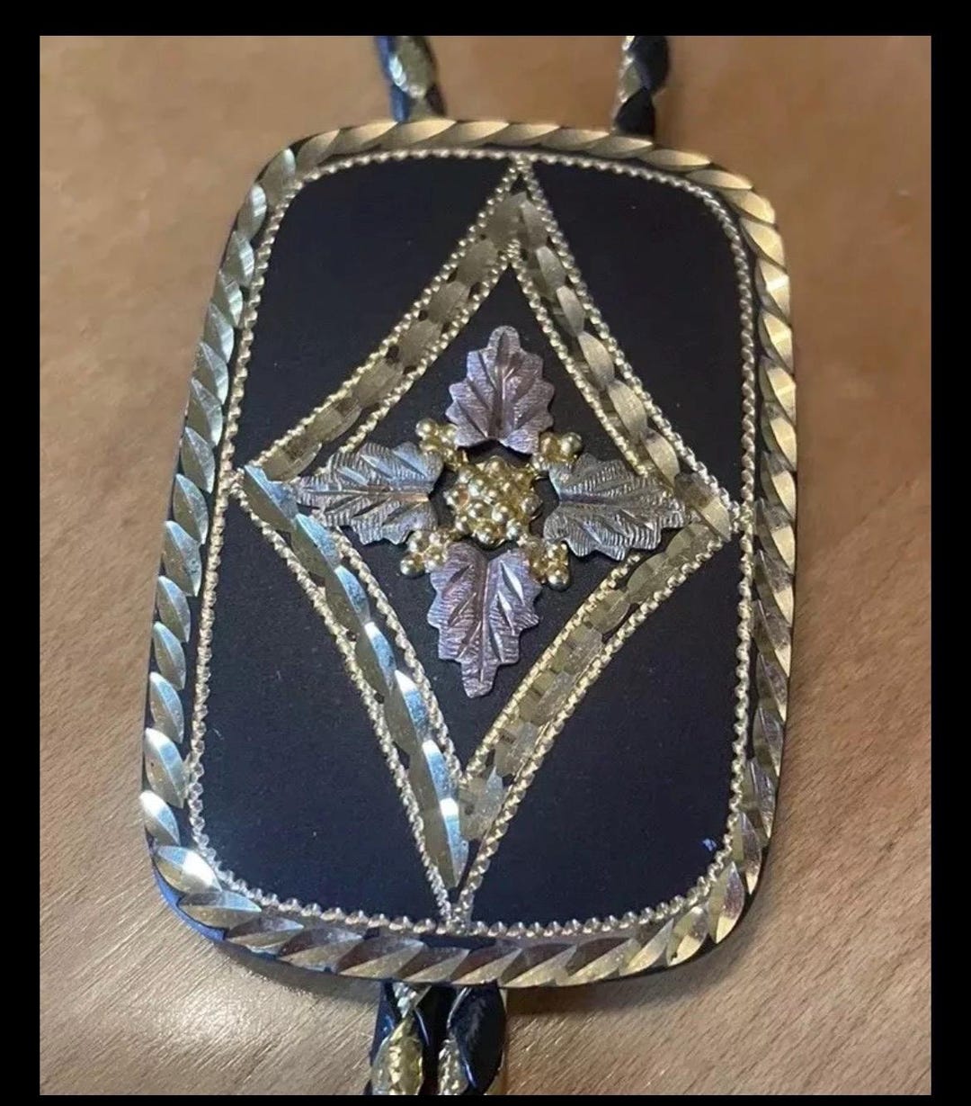 Vintage Black Hills Gold Bolo Tie With 10k Gold Leaf and Trim - Etsy